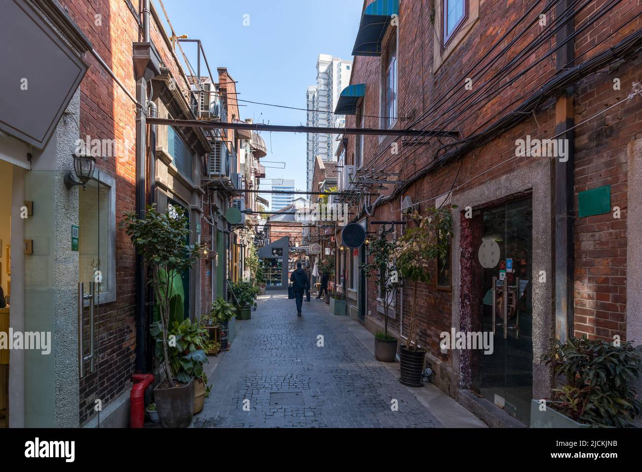 Shanghi Tianzifang, Shikumen architectural landscape Stock Photo - Alamy