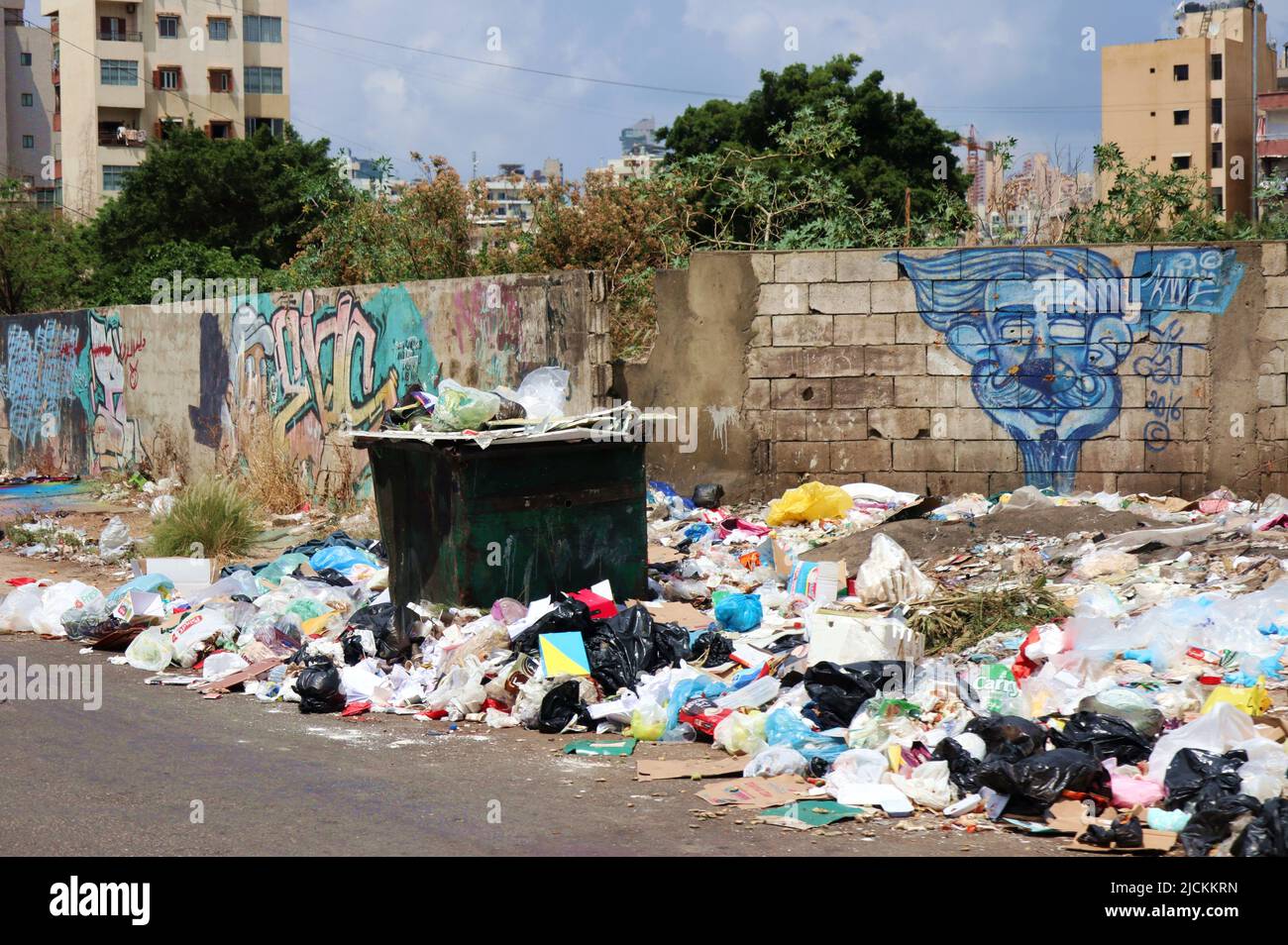 Lebanon beirut trash emergency metal plastic scavengers ramco hi-res ...