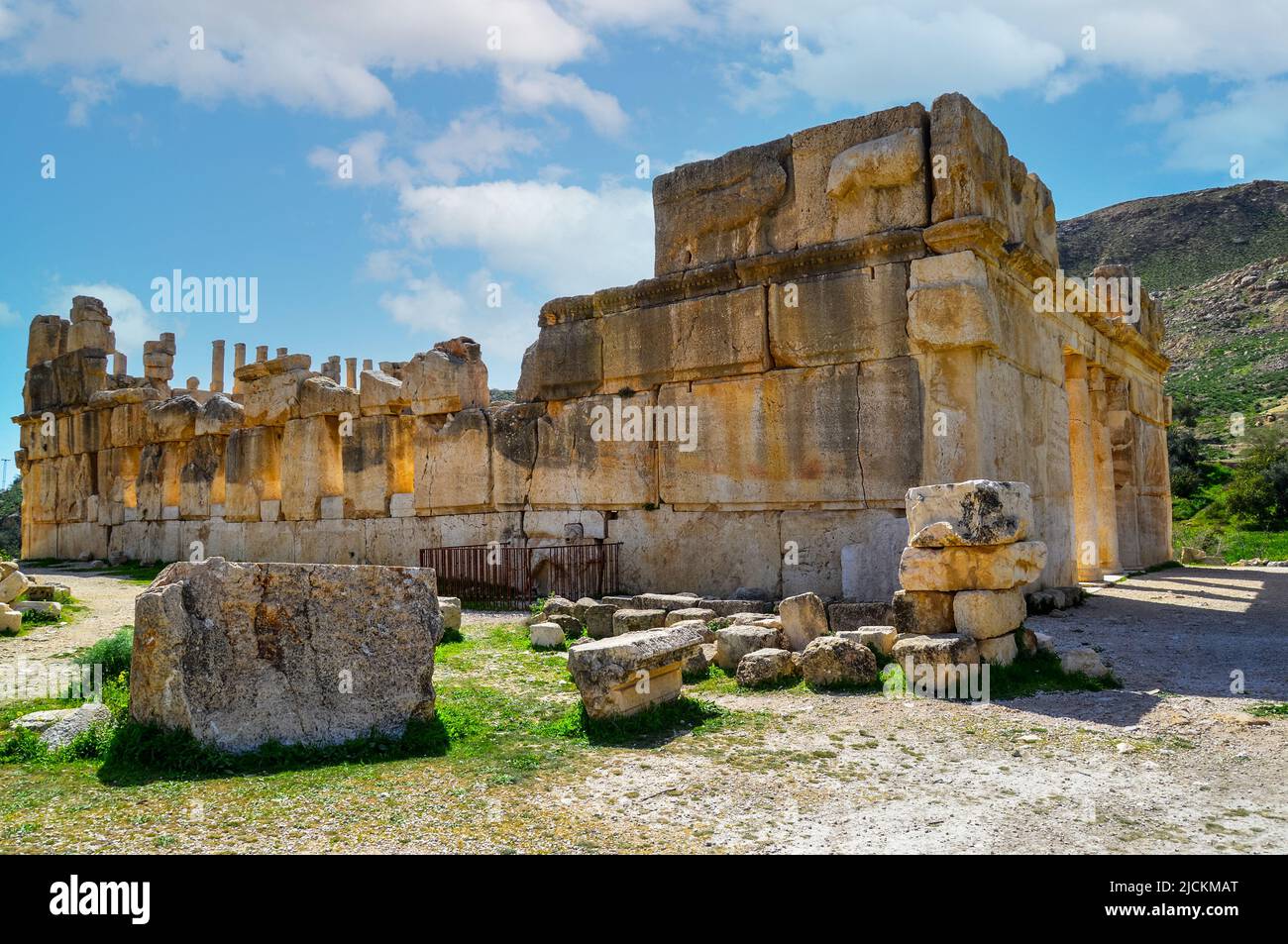 Qasr al=abd historical ruins in the Jordan Stock Photo - Alamy