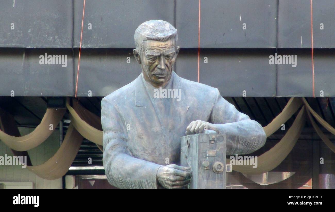 statue of milton manaki in bitola, macedonia Stock Photo - Alamy