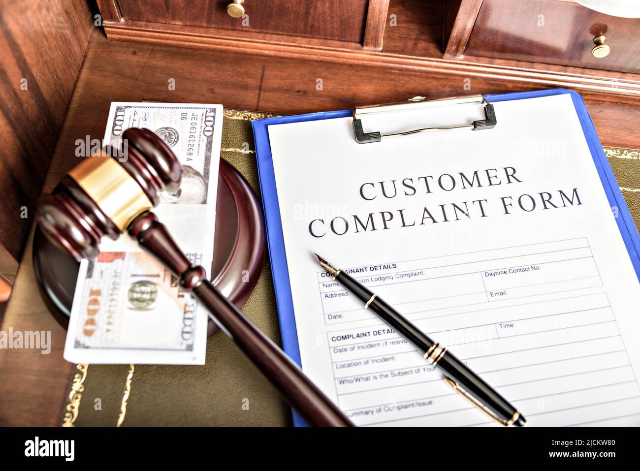 Shopping complaint hi-res stock photography and images - Alamy