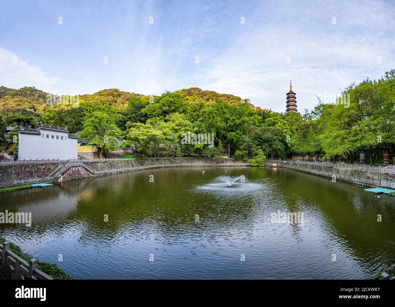 Zhejiang inner and outer Wangong pool of Tiantong temple in Ningbo ...