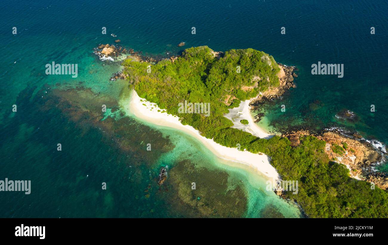 Pigeon island sri lanka hi-res stock photography and images - Alamy