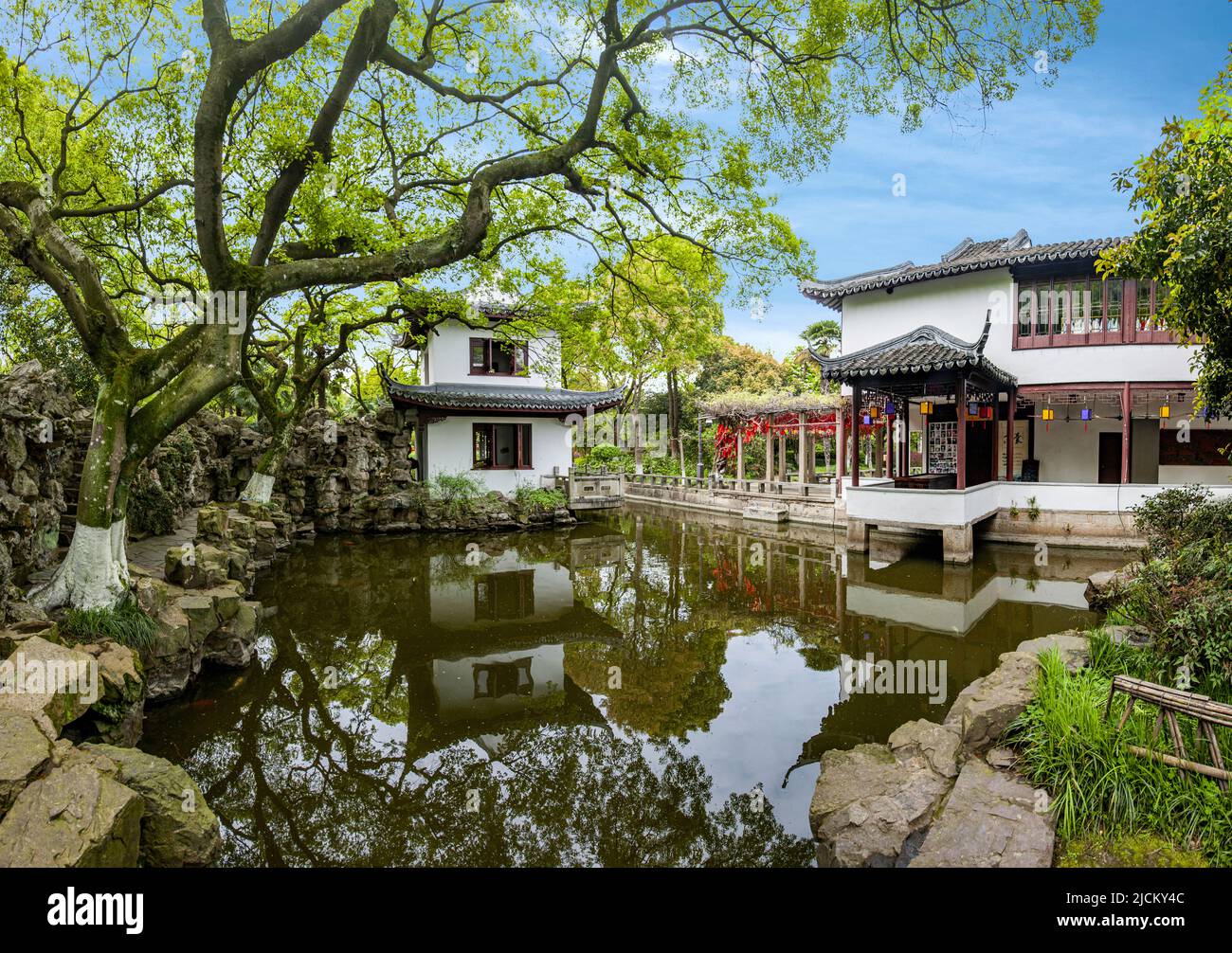 Shanghai qingpu zhujiajiao ancient town topiary garden Stock Photo - Alamy