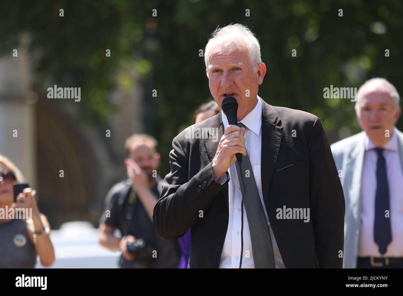 Daniel Zeichner MP during the Compassion in World Farming 'Ban Live ...