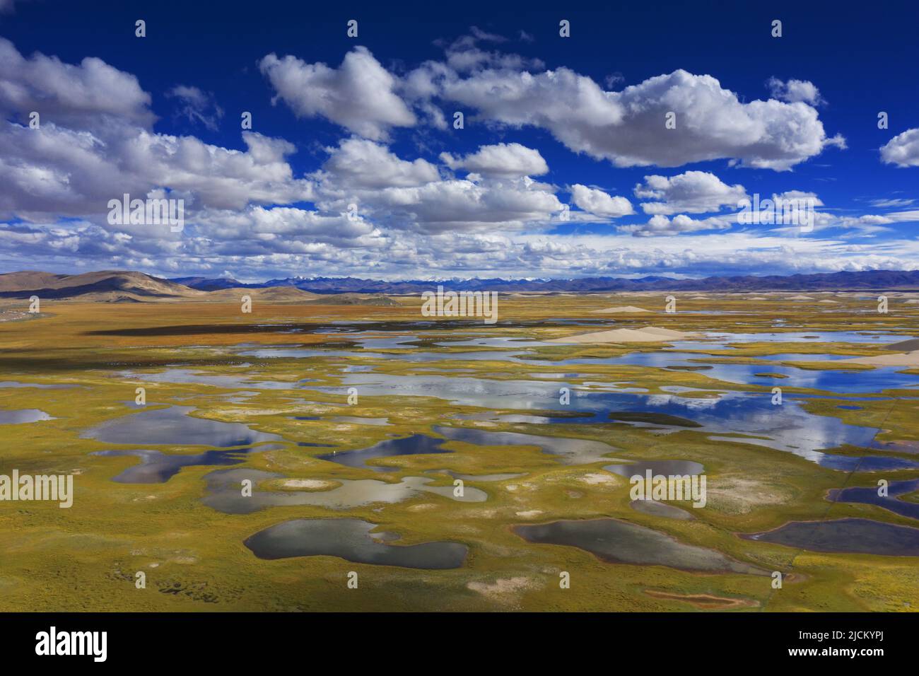 Wetland with white mountains hi-res stock photography and images - Alamy