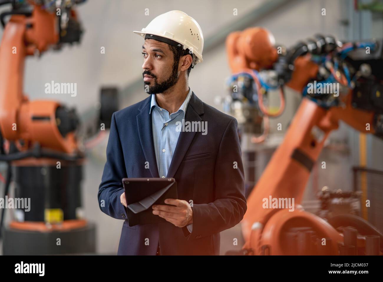 Robotic manufacturing system hi-res stock photography and images - Alamy