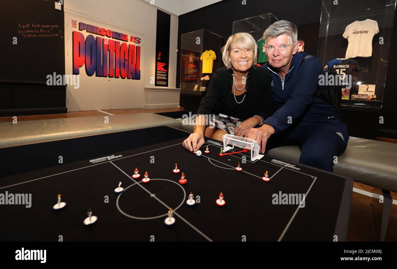 Rose reilly football hi-res stock photography and images - Alamy