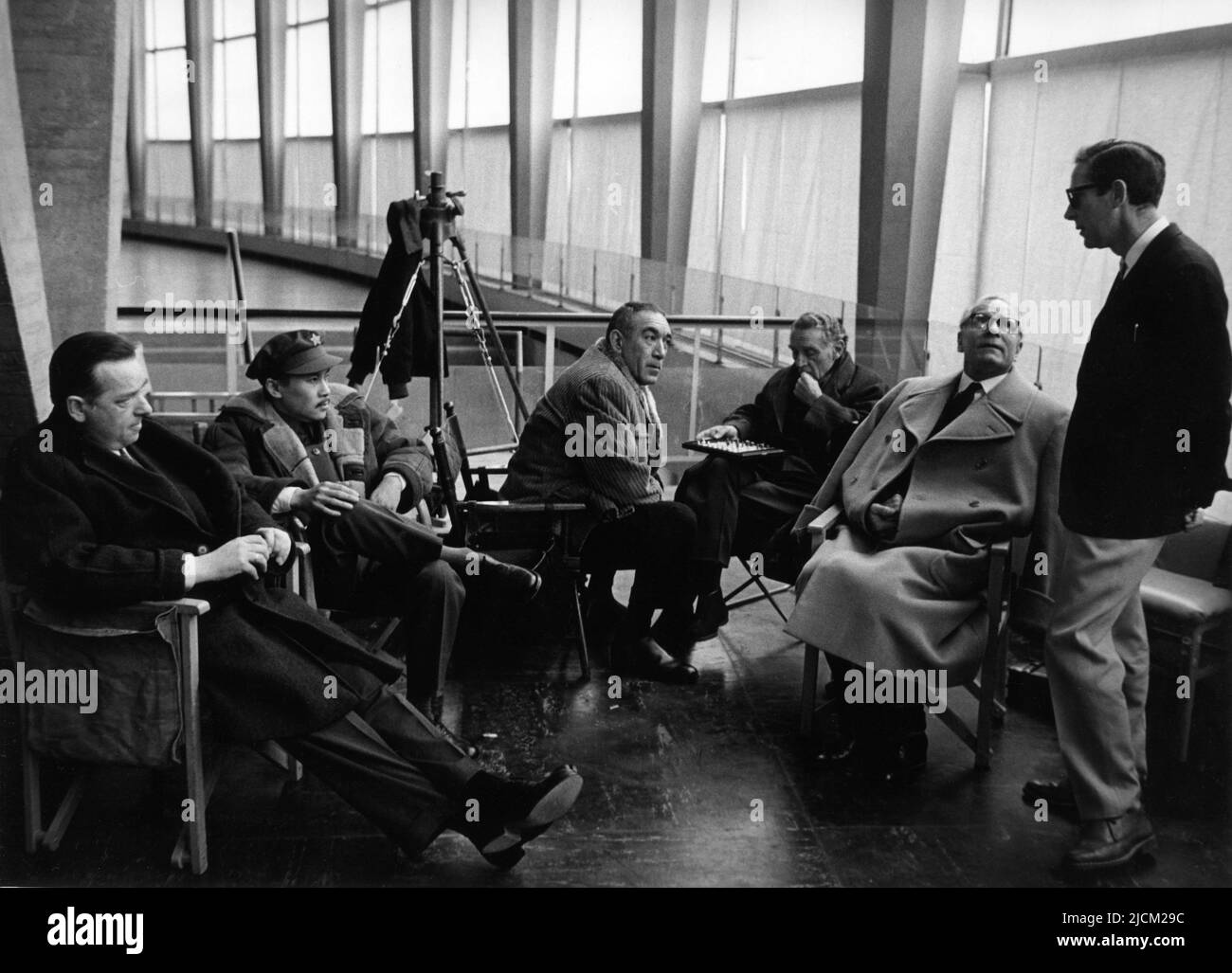 GEORGE PRAVDA BURT KWOUK ANTHONY QUINN (playing Chess with Russian ...