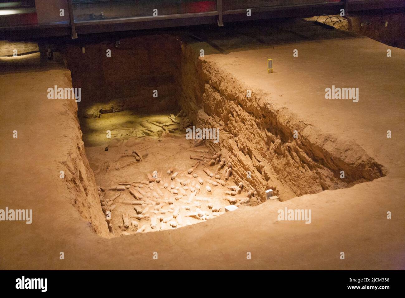 Terracotta items, such as figures of human beings, warriors, military ...