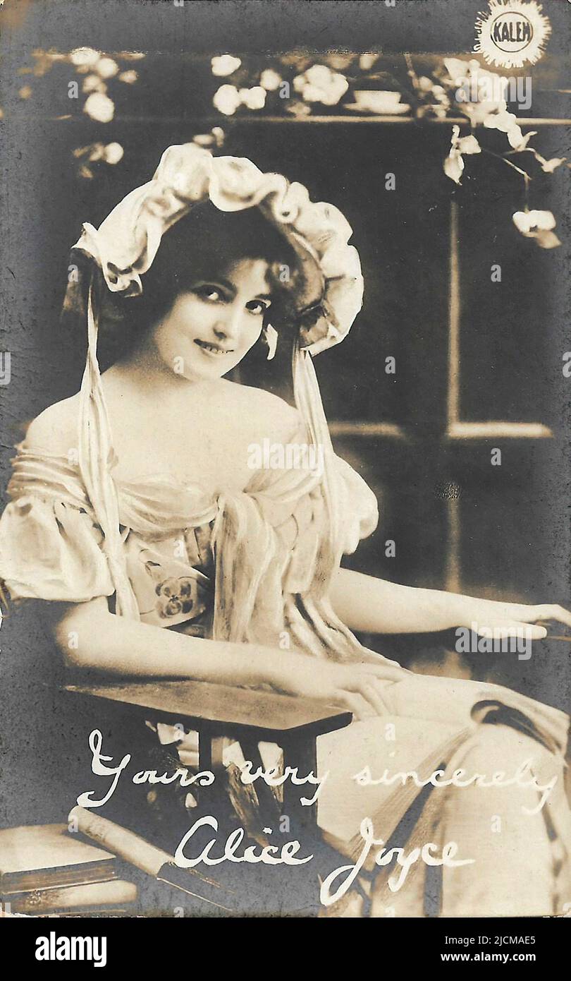 Portrait of Alice Joyce 004 - Silent Hollywood era Stock Photo - Alamy