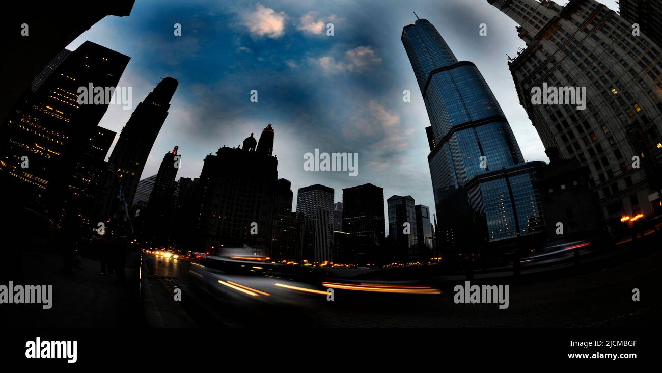 Cars driving in streets night hi-res stock photography and images - Alamy