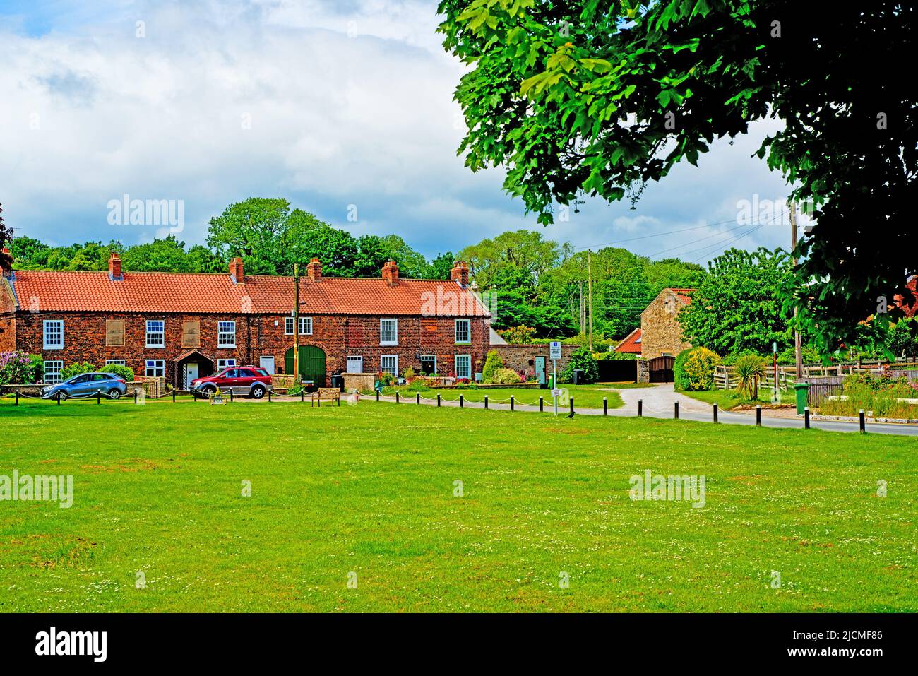 Village Green and cottages, Stapleton, North Yorkshire, England Stock ...
