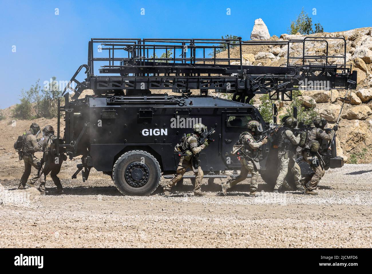 On the occasion of the Eurosatory exhibition, World Defense and Land ...