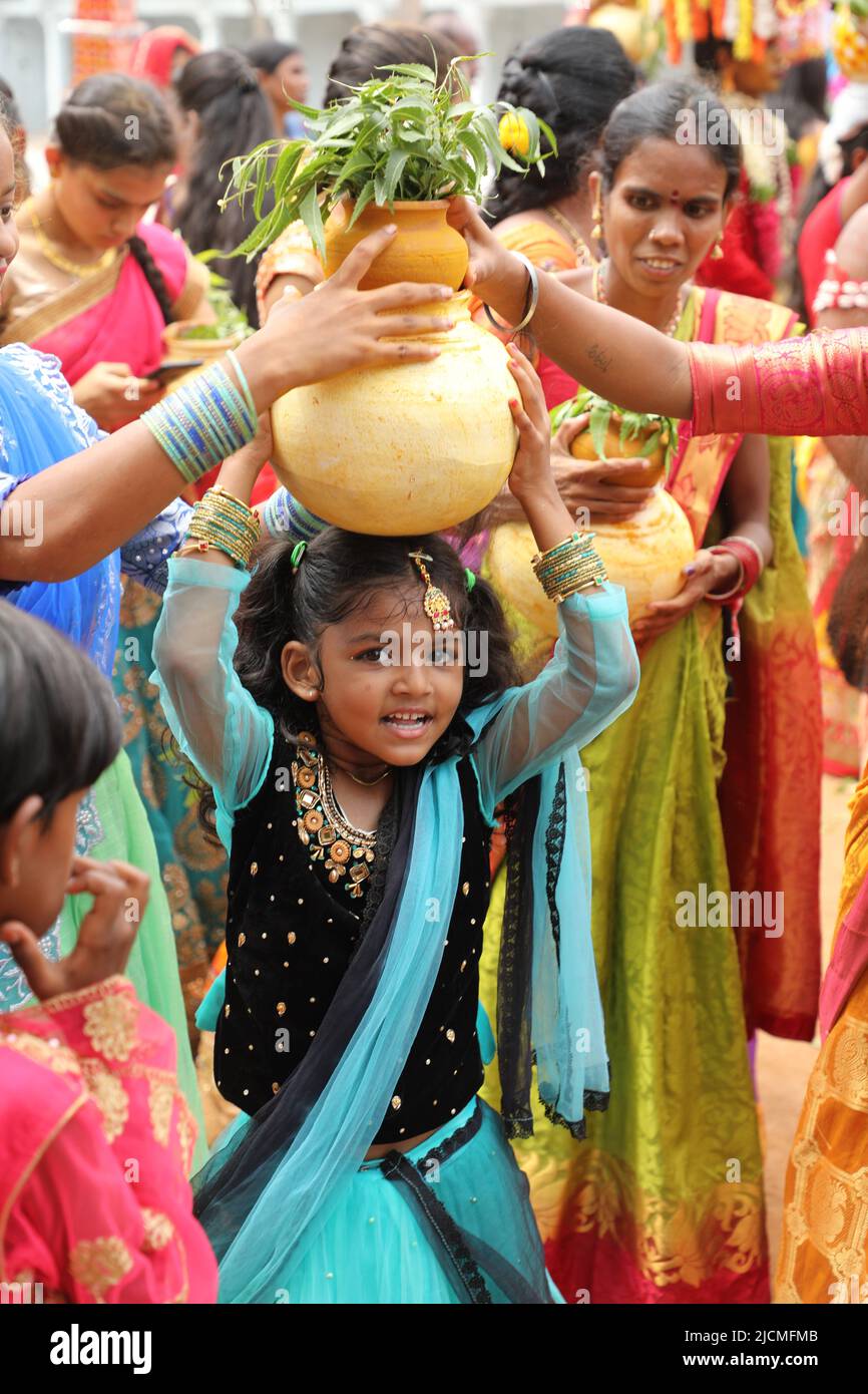 Female devotee hi-res stock photography and images - Alamy