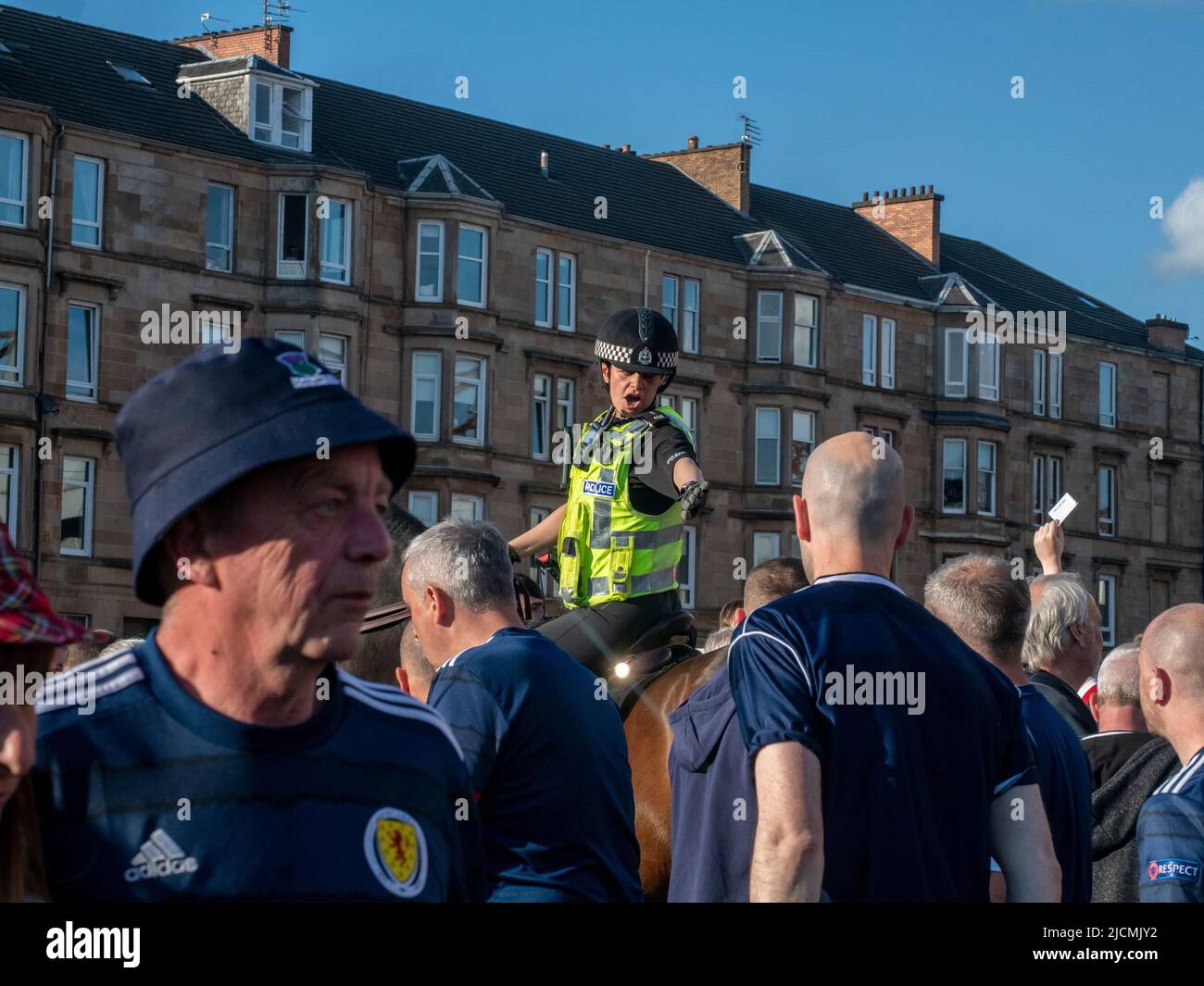 Glasgow, Scotland. UK. June 1st, 2022: A female mounted police officer ...