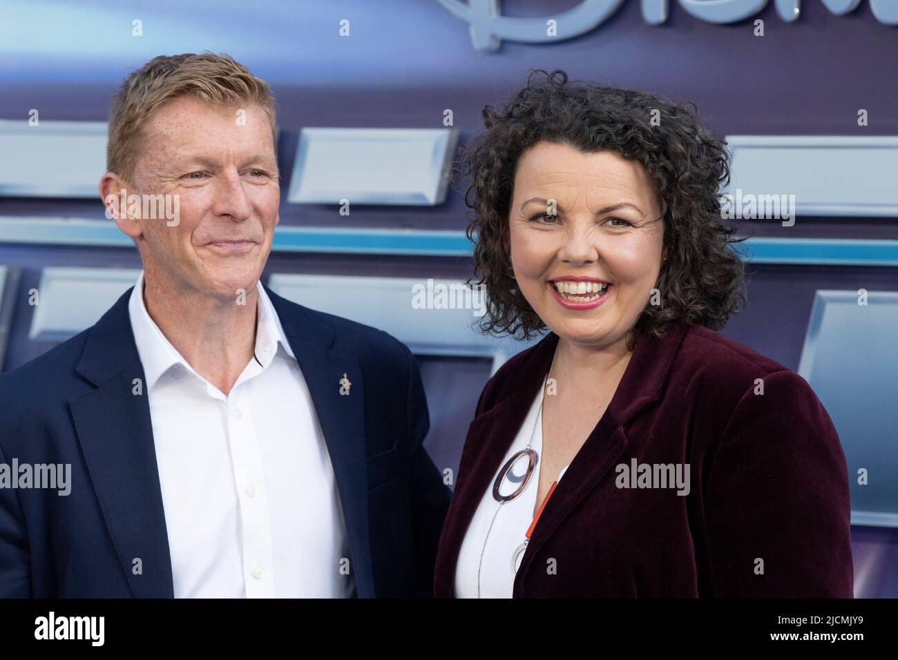 Tim peake wife hi-res stock photography and images - Alamy