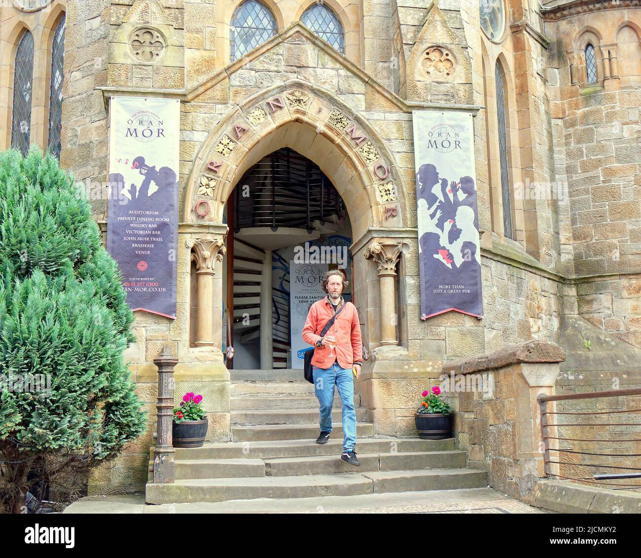 Glasgow, Scotland, UK June 14th 2022. UK Weather:Oran mor at the top of ...