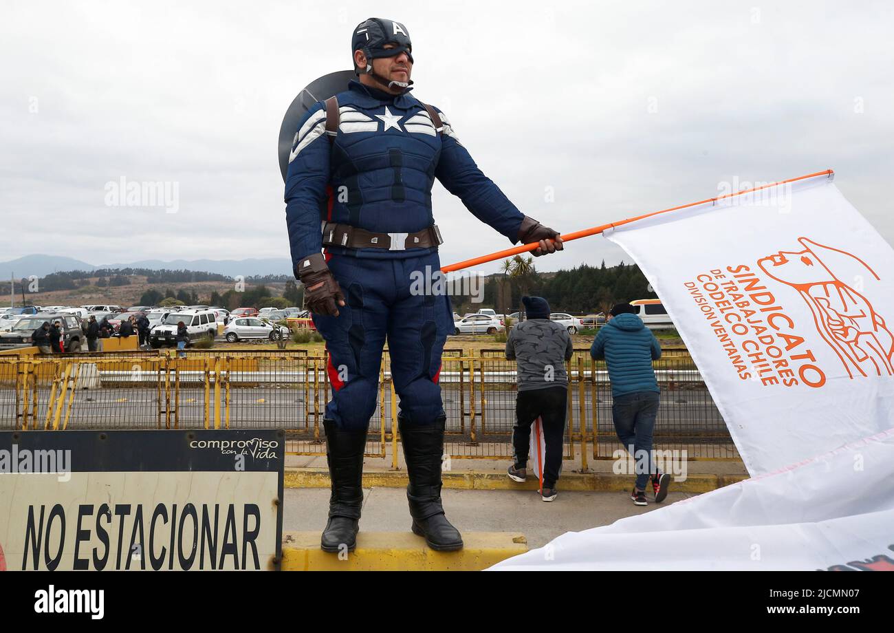 Copper smelter chile hi-res stock photography and images - Alamy