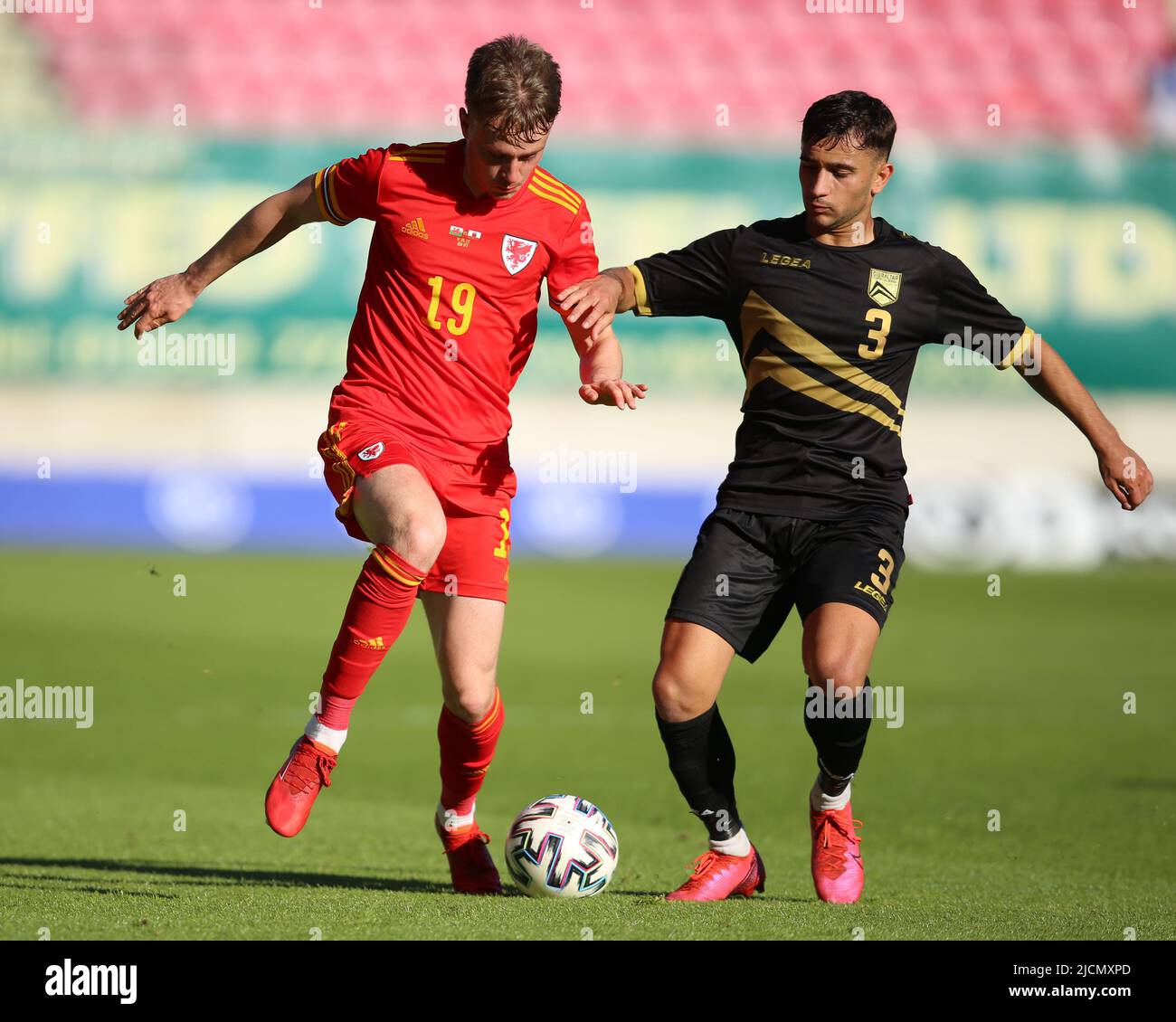 Luke bautista hi-res stock photography and images - Alamy