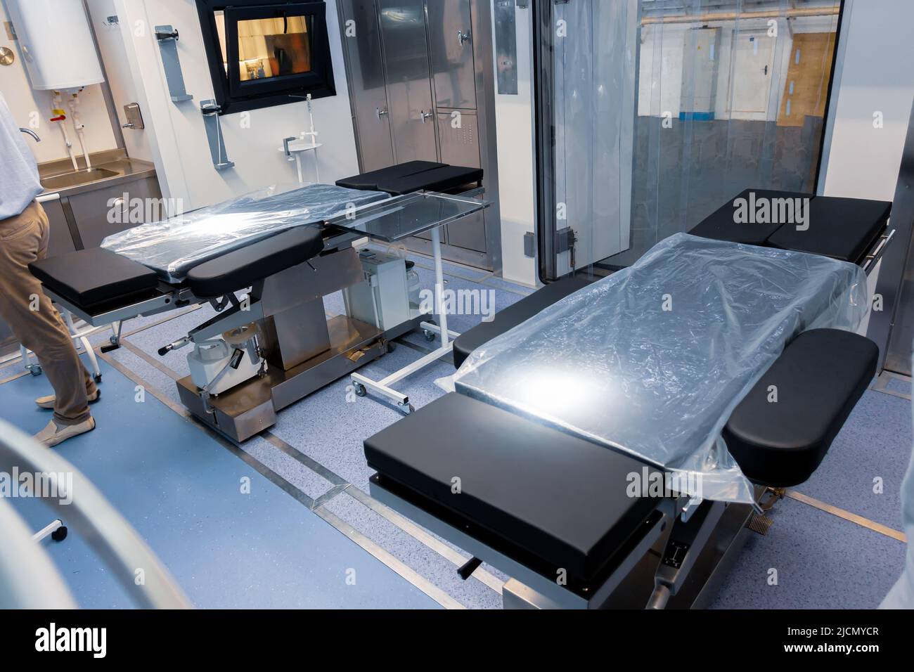 Sliding module hi-res stock photography and images - Alamy