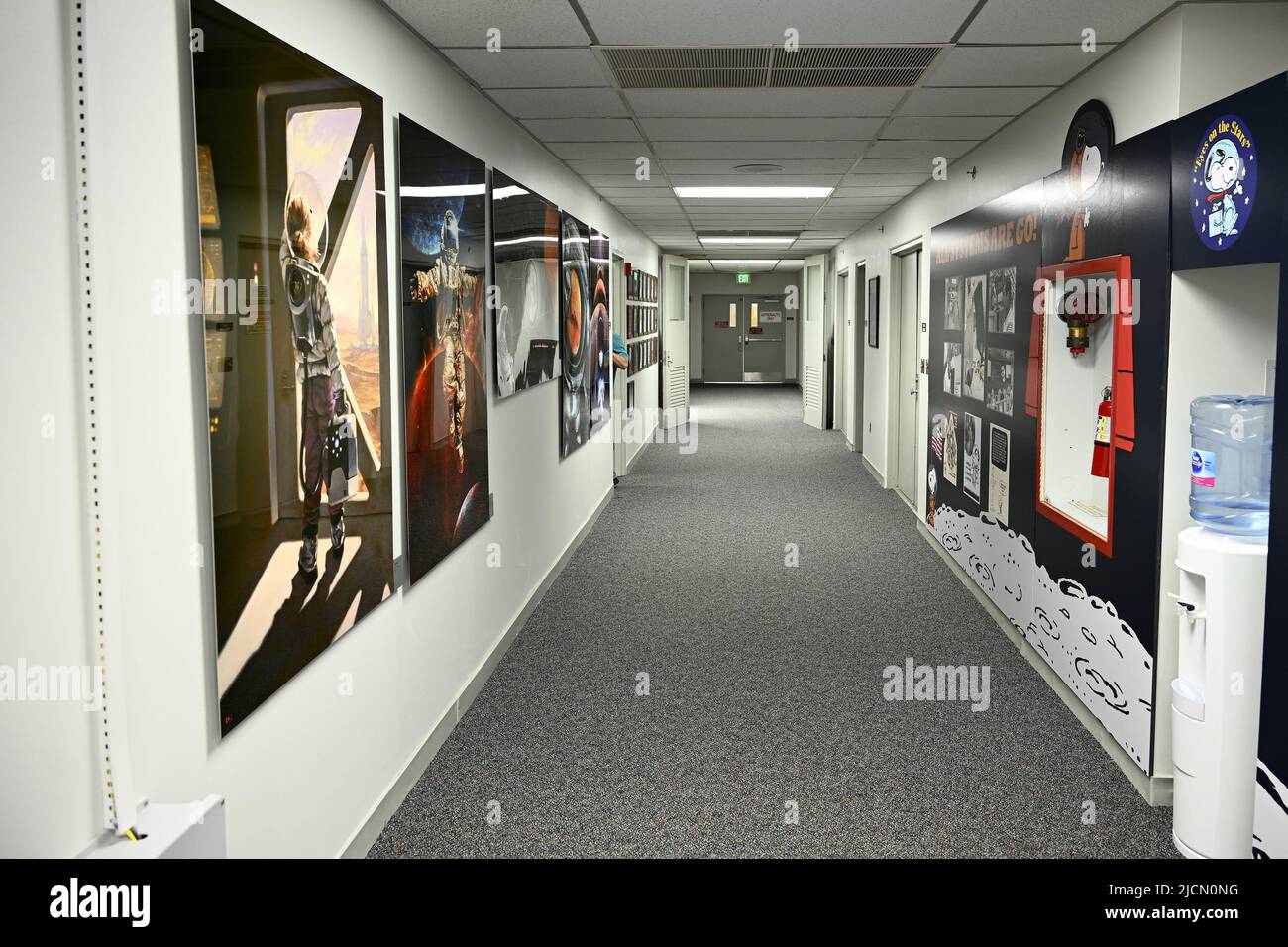 Media operations center hi-res stock photography and images - Alamy