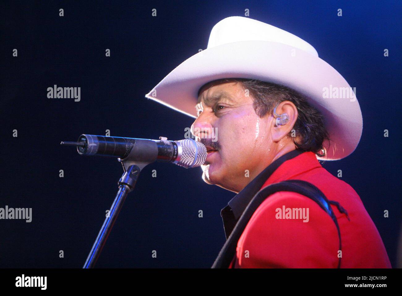 Los Invasores de Nuevo Leon en el Baile de La Kaliente 6 sep 2006 ...