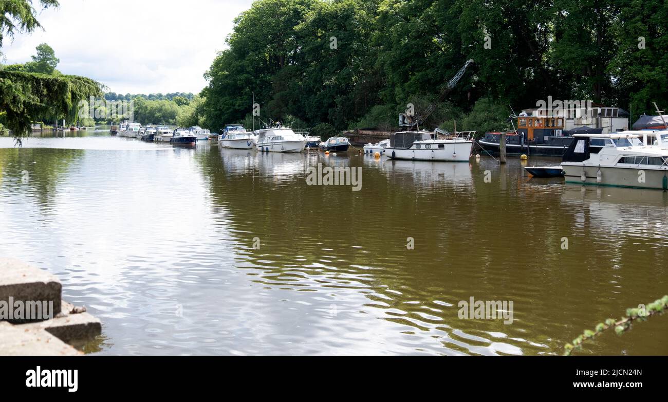 Walk along The Thames in Richmond,London Stock Photo - Alamy