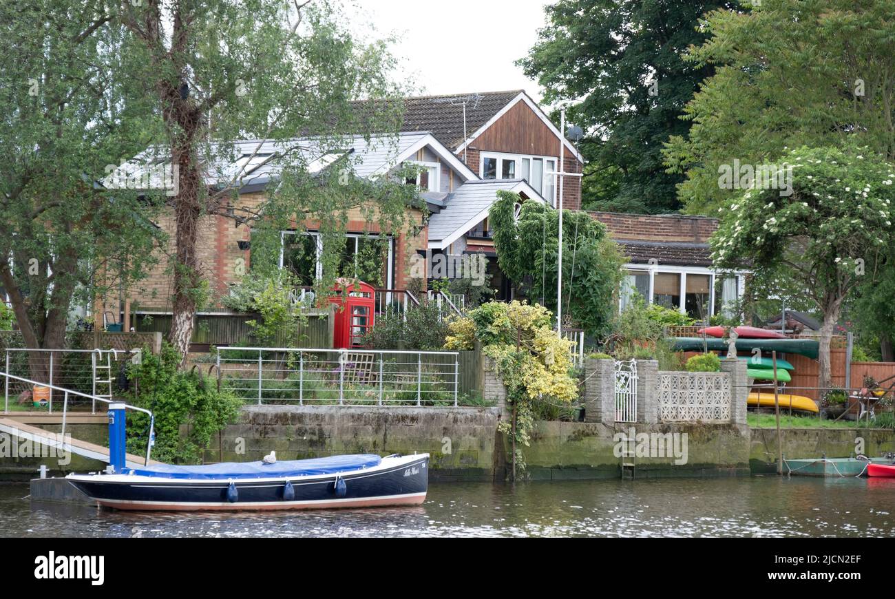 Walk along The Thames in Richmond,London Stock Photo - Alamy