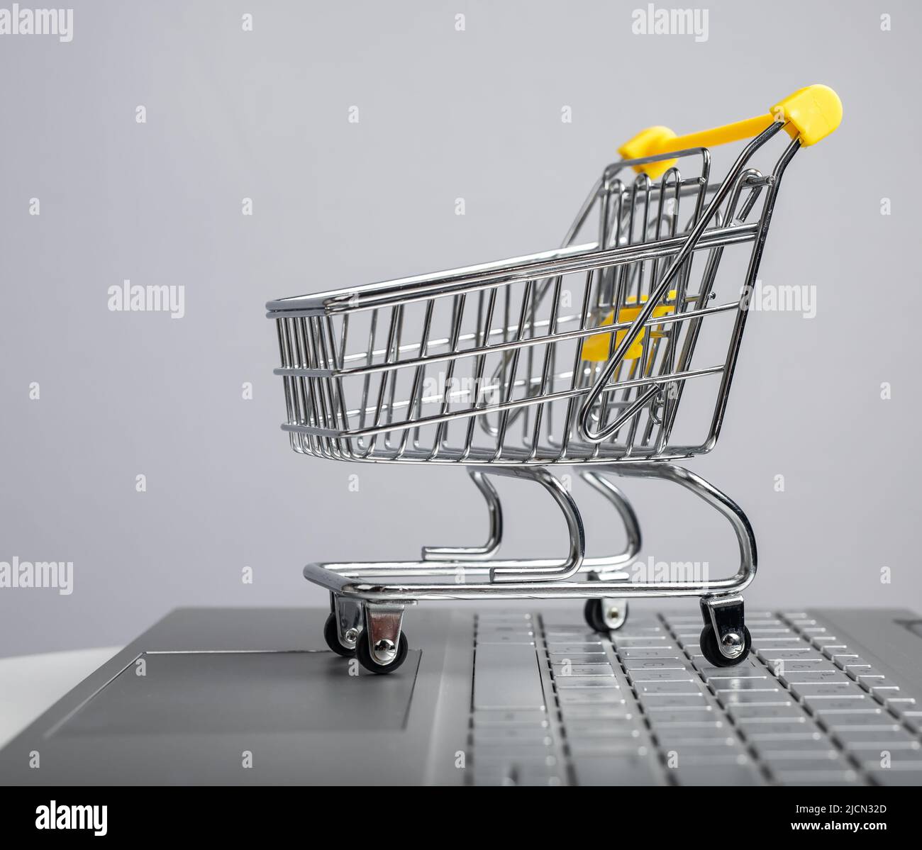 Ecommerce grocery store hi-res stock photography and images - Alamy