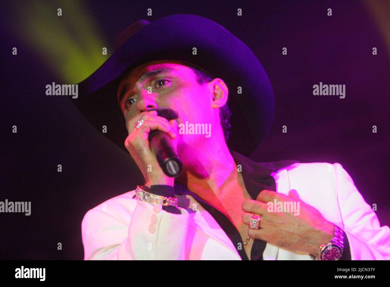 El Chapo de Sinaloa en el Baile de La Kaliente 6 sep 2006. (© Photo By ...