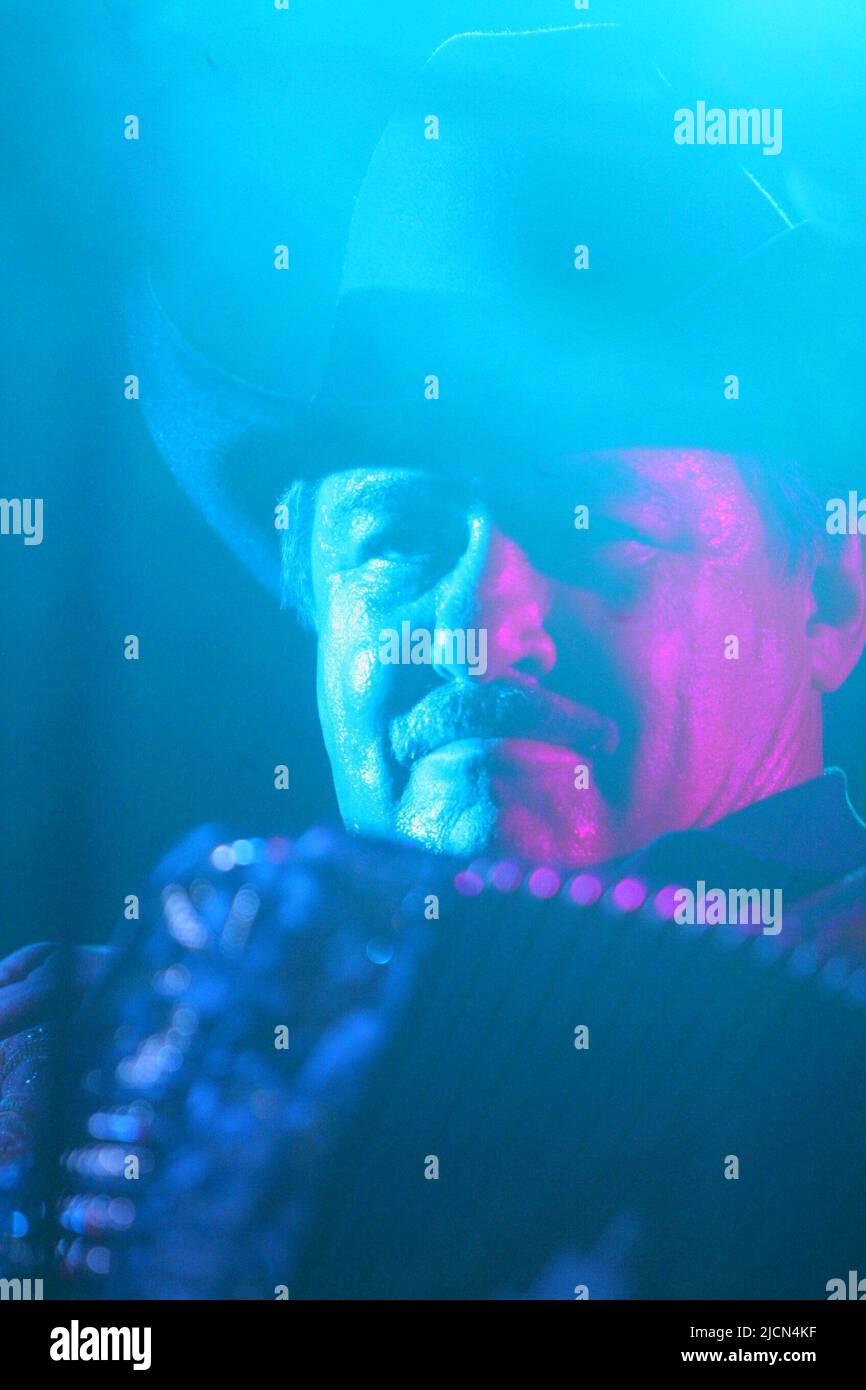 Los Huracanes Del Norte en el Baile de La Kaliente 6 sep 2006. (© Photo ...