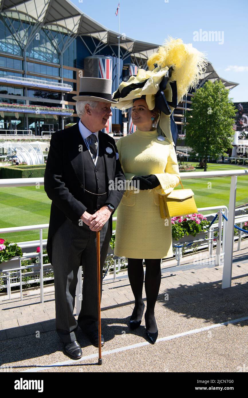 Hugo vickers author hi-res stock photography and images - Alamy