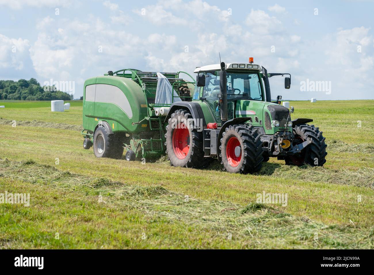 Bale wrapper machine hi-res stock photography and images - Alamy