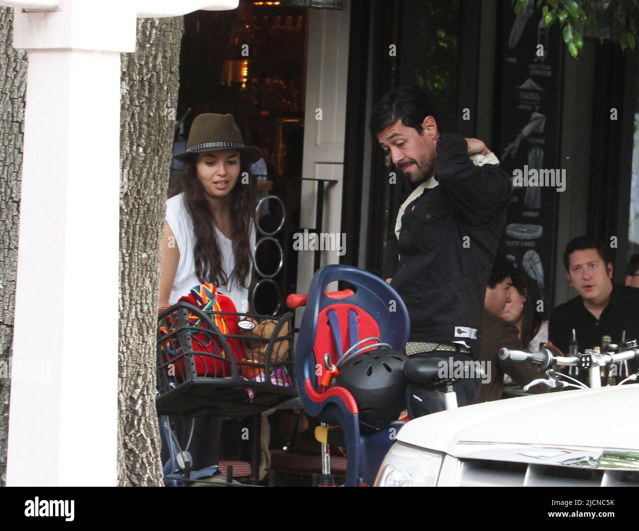 Mexico D.F., 05/01/2014, Paparazzi, El integrante del grupo Cafe Tacvba ...