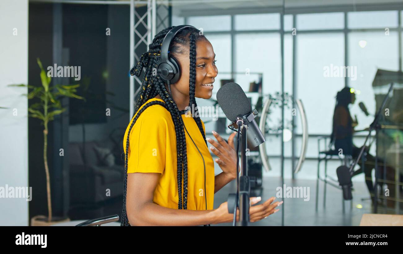 African American Streamer Leads a Podcast and Answers Questions in the ...