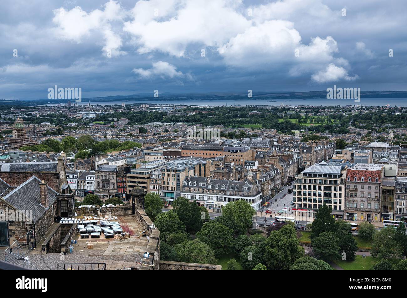A panoramic view of the beautiful city of Edinburgh, capital of ...