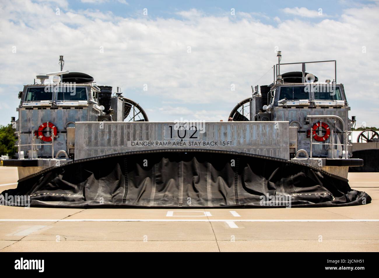 Amphibious Assault Unit (ACU) 4 demonstrates the operational ...