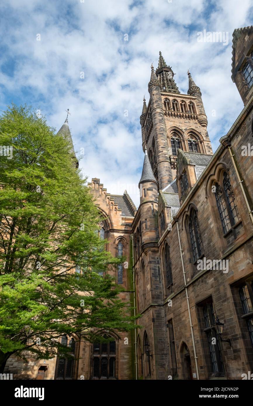 Gilbert Scott Building at the University of Glasgow. Victorian building ...