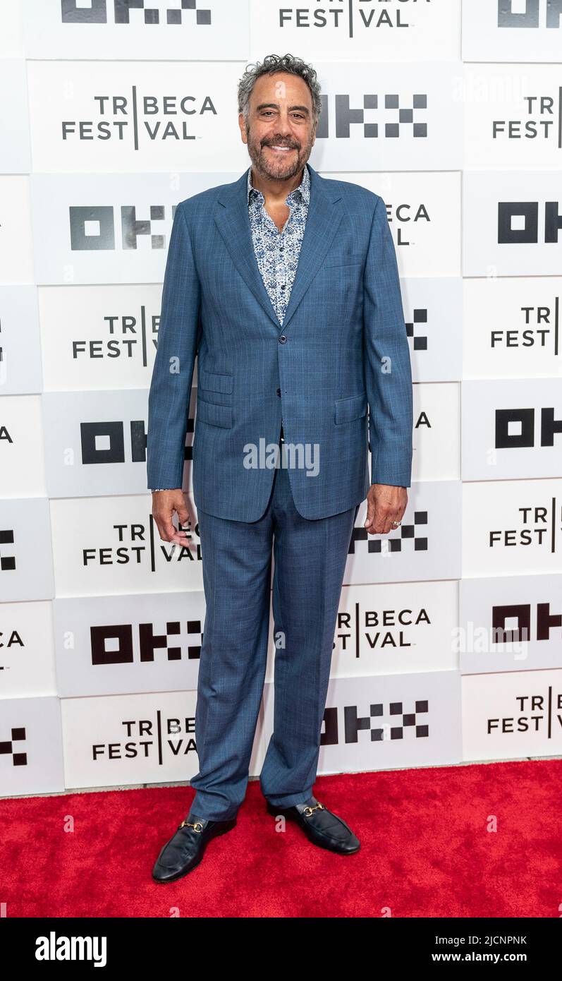 Brad garrett 2022 hi-res stock photography and images - Alamy