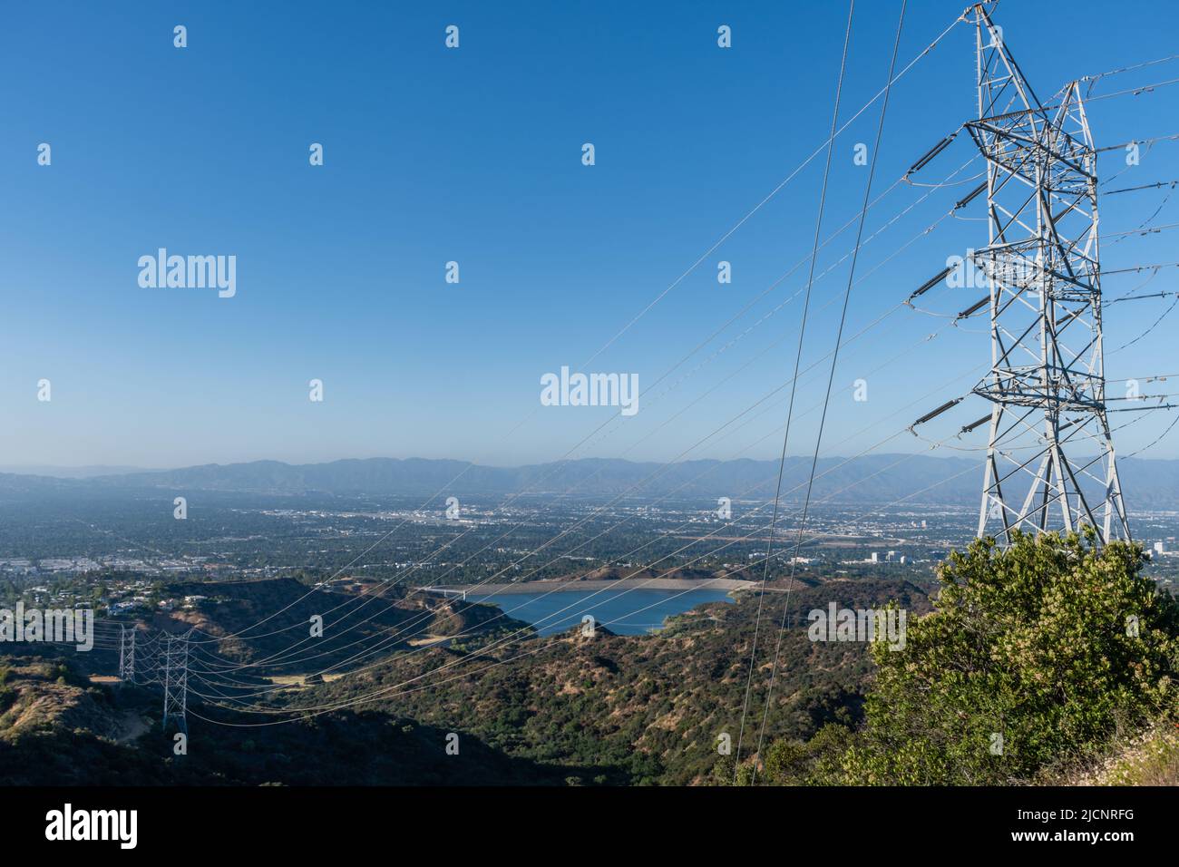 Scenic aerial view of the Encino Reservoir and San Fernando Valley, Los ...