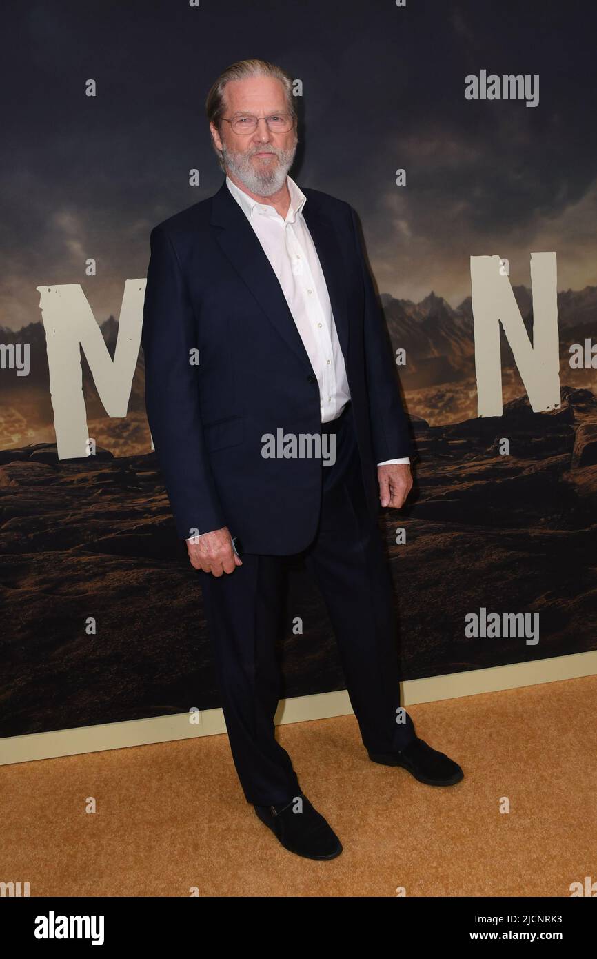 New York, NY, USA. 14th June, 2022. Jeff Bridges at the premiere of FX ...