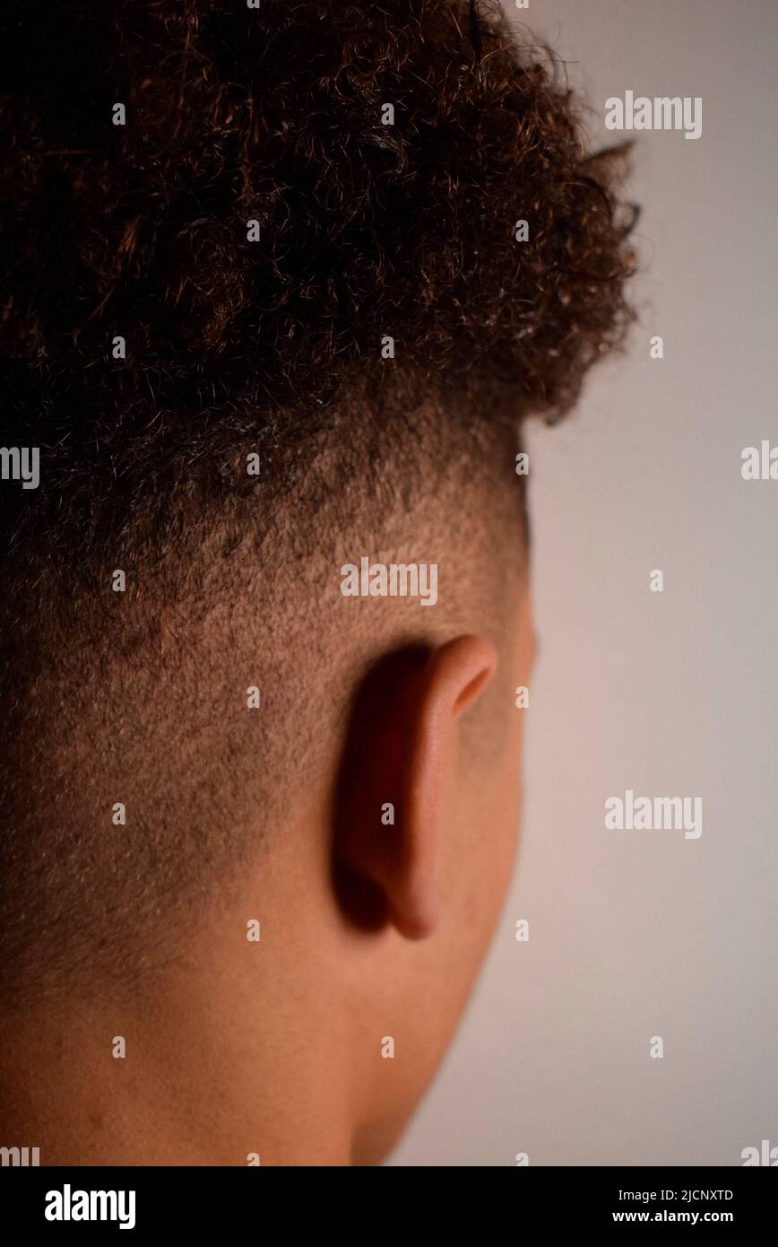 Back of a teenage boy's head Stock Photo - Alamy