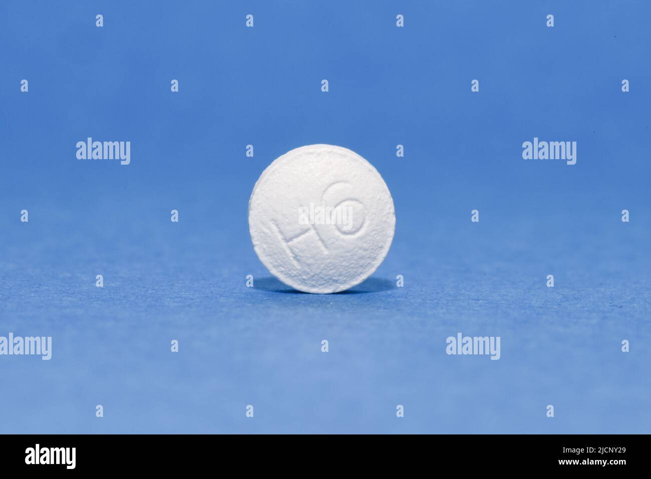 Tapentadol painkiller drug. Tablet of the opioid painkiller tapentadol ...