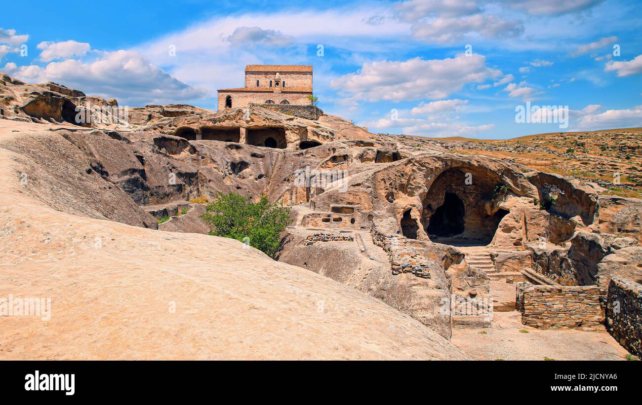 Cave city uplistsikhe ancient hi-res stock photography and images - Alamy