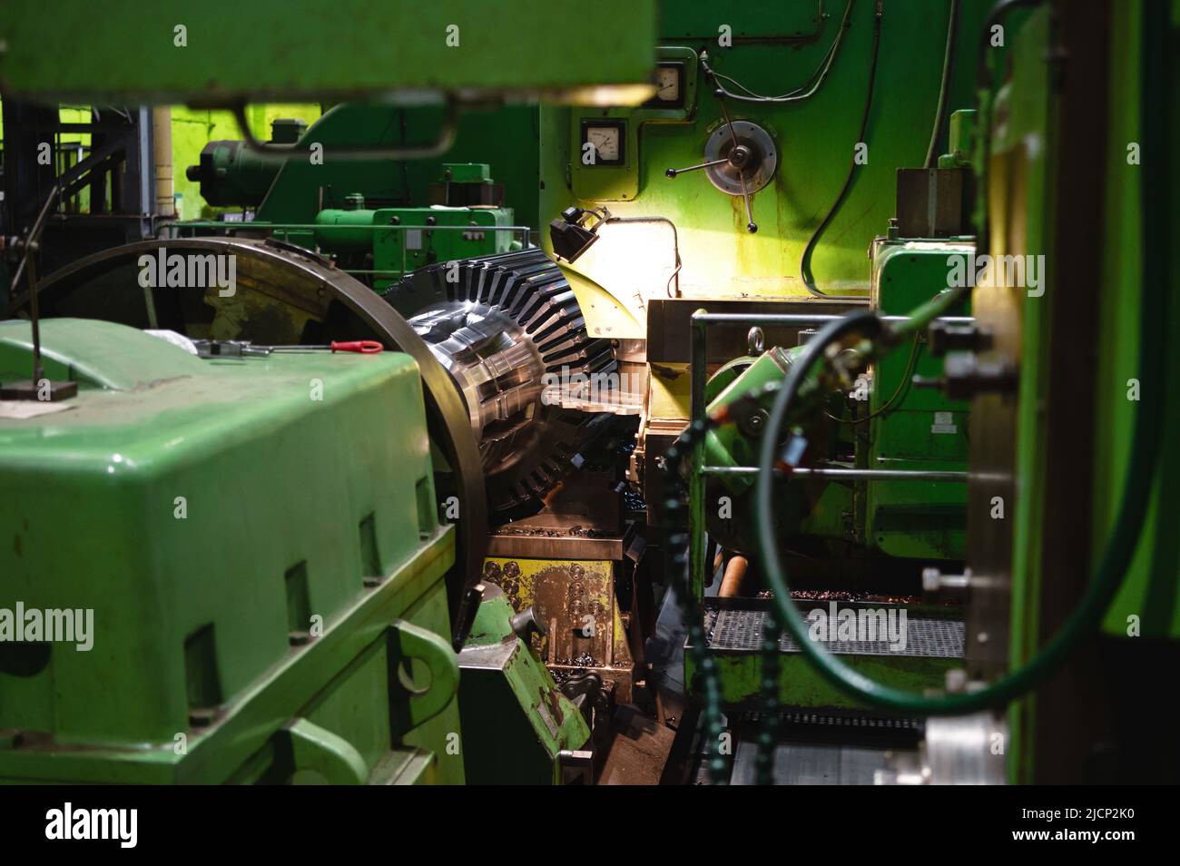 Milling machine vertical hi-res stock photography and images - Alamy