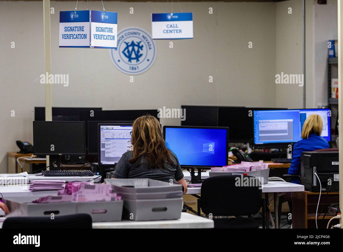 Primary workers hi-res stock photography and images - Alamy