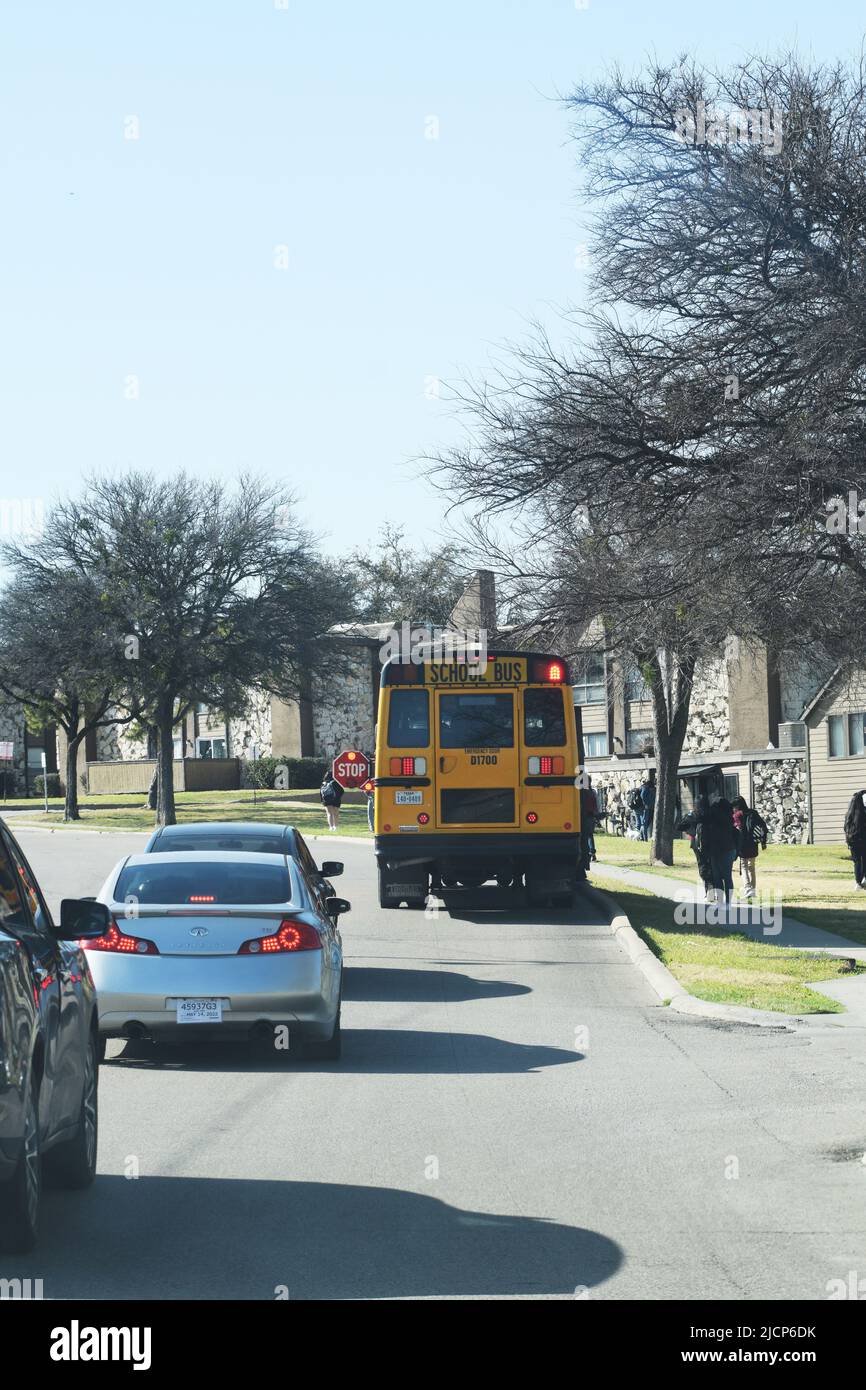 Children exiting school bus hi-res stock photography and images - Alamy