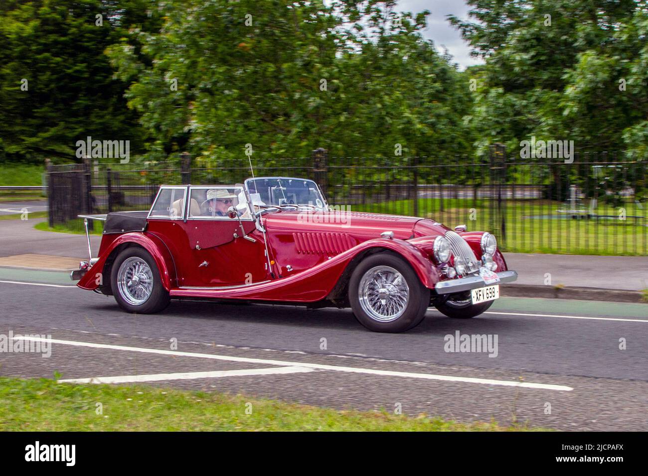 1992 90s nineties red MORGAN PLUS 4/4 1994cc petrol 4 speed manual ...