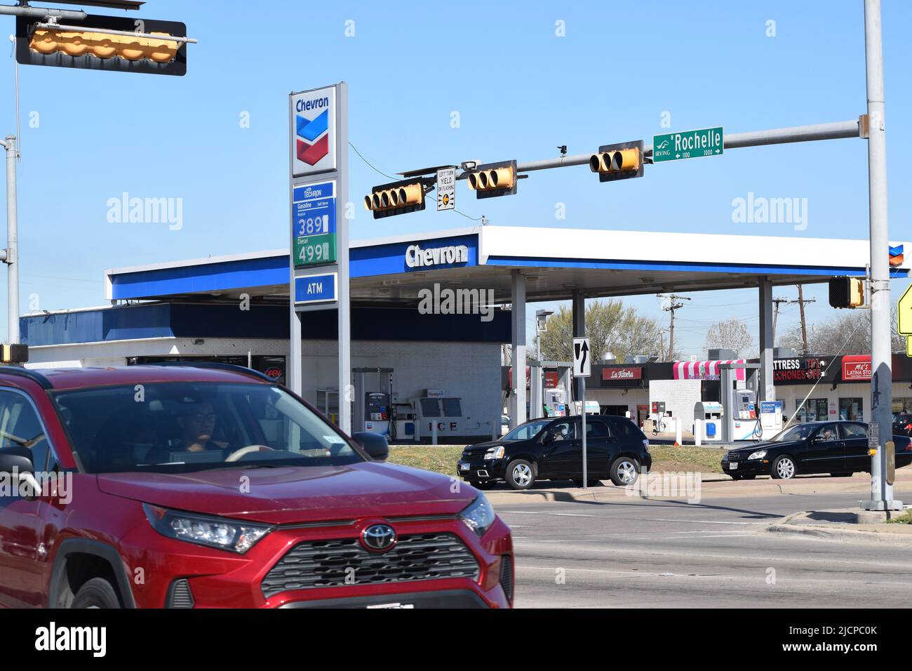 Chevron gas station hi-res stock photography and images - Alamy